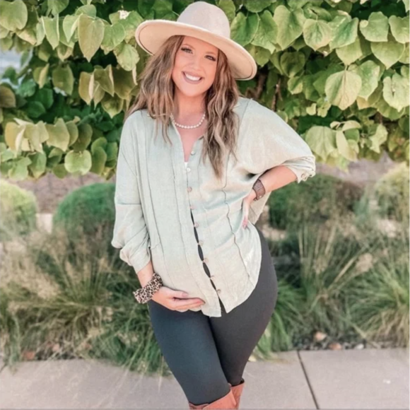 Best in Maternity Wear Posh Party on Poshmark